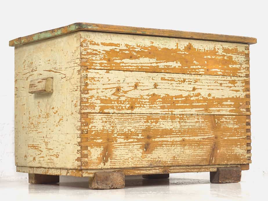 Small antique trunk | Solid wood trunk | AMARU ANTIQUES