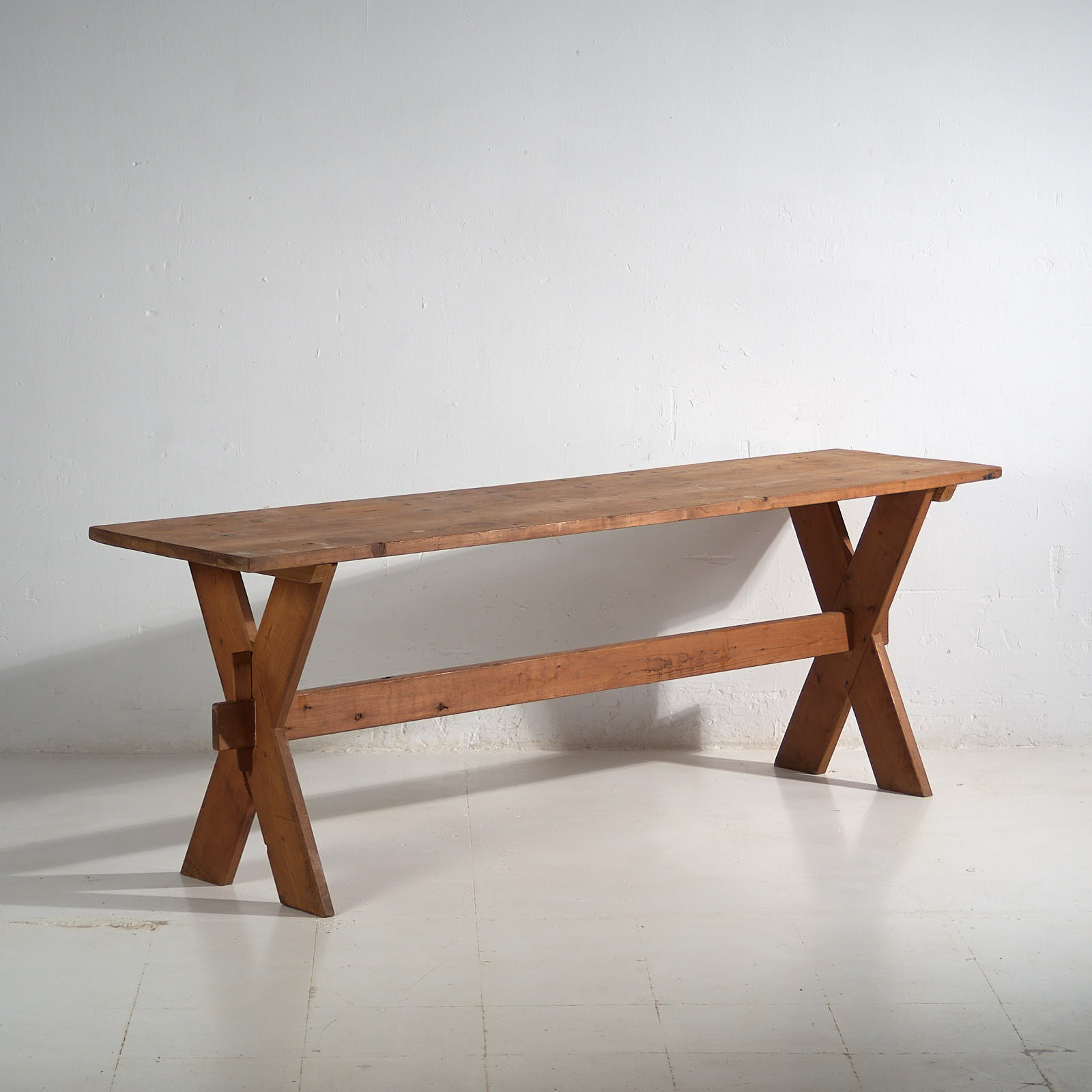Antique dining table | Antique wood table | AMARU